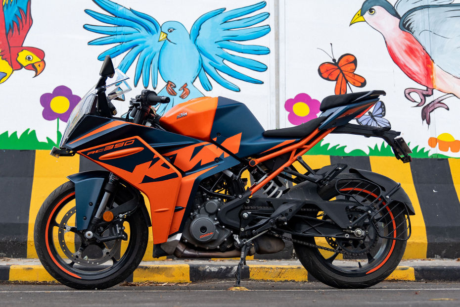 KTM RC 390 - Raahi MotoCorp - Largest Two Wheeler Showroom & Service ...