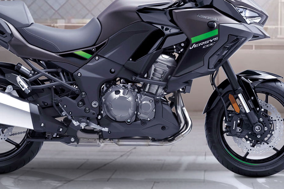 Kawasaki Versys 1000 - Raahi MotoCorp - Largest Two Wheeler Showroom ...