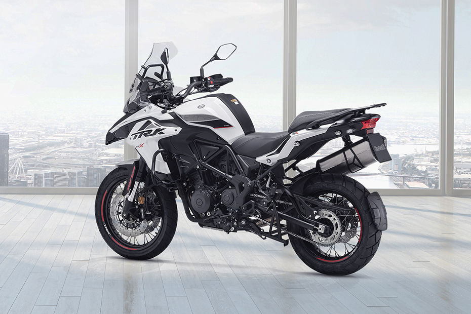 Benelli TRK 502 - Raahi MotoCorp - Largest Two Wheeler Showroom ...